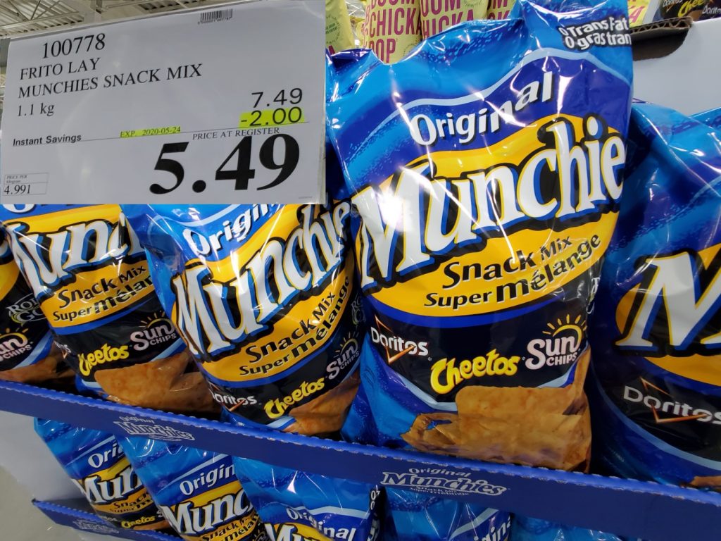 100778 FRITO LAY MUNCHIES SNACK MIX 1 1 KG 2 00 INSTANT SAVINGS EXPIRES ...