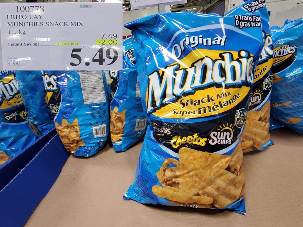 100778 FRITO LAY MUNCHIES SNACK MIX 1 1 KG 2 00 INSTANT SAVINGS EXPIRES ...