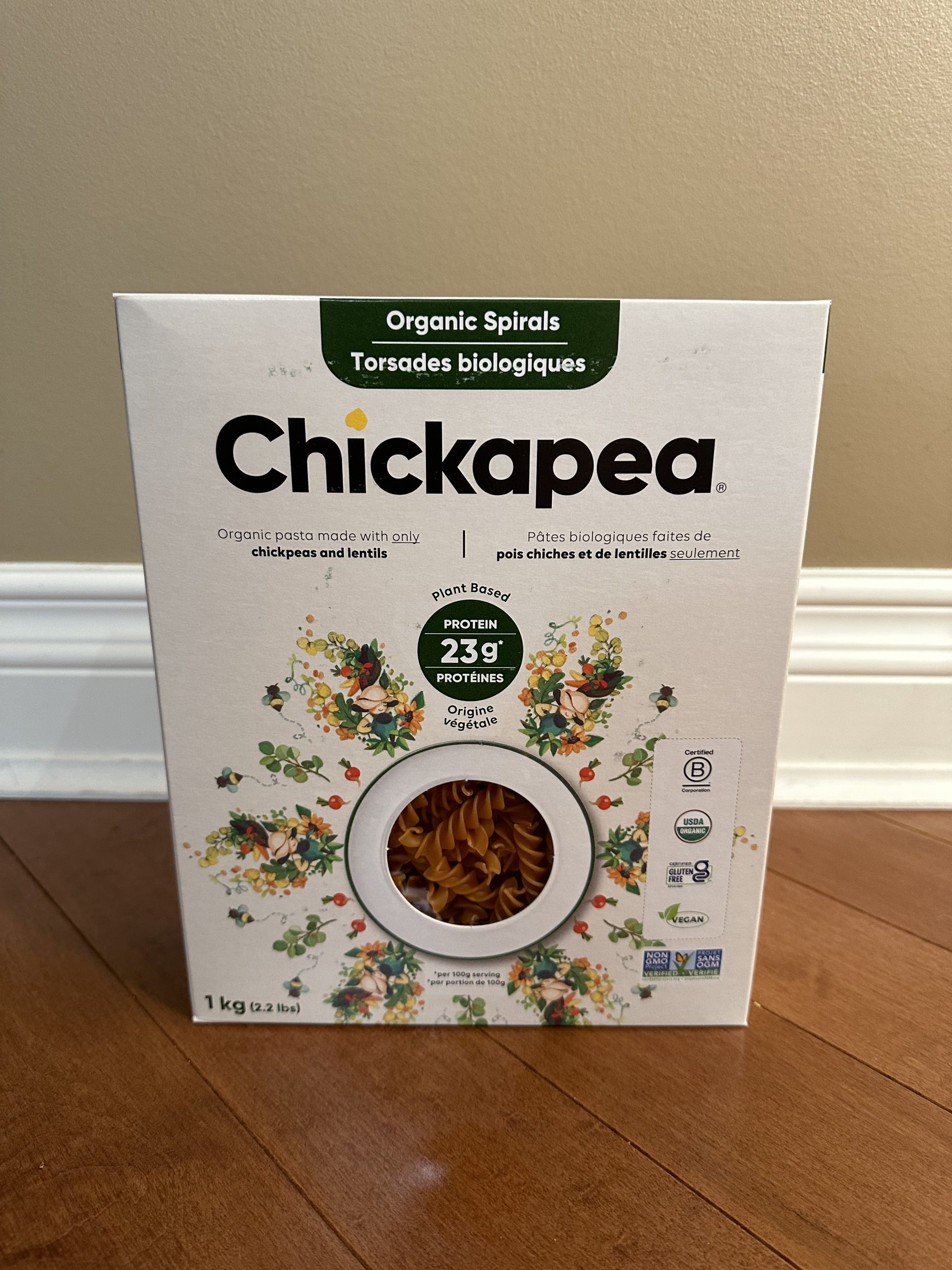 Natalie reviews: Chickapea Pasta - Costco East Fan Blog